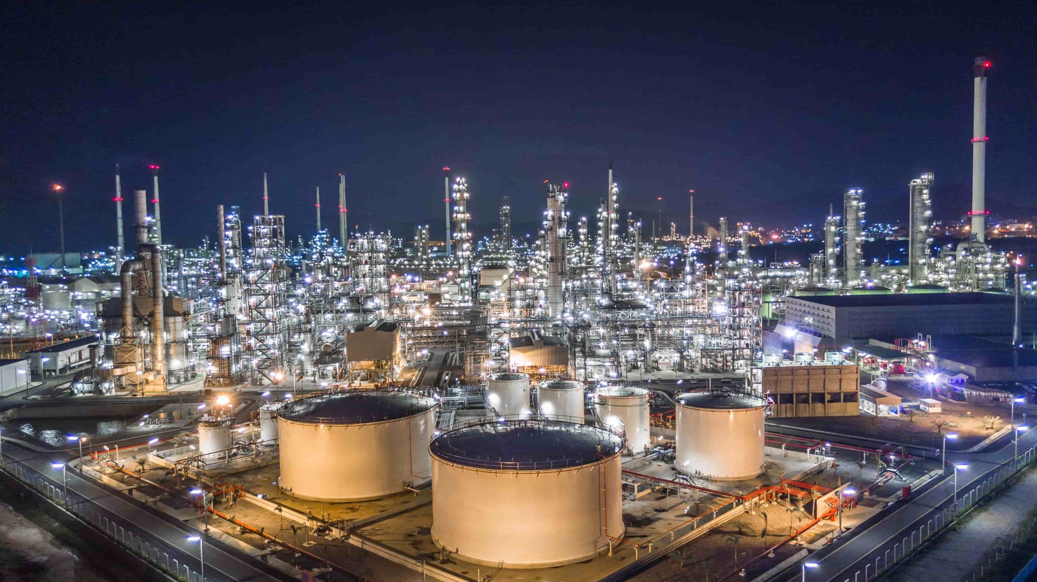 How to Streamline Asset Tracking Challenges in the Oil and Gas Industry ...